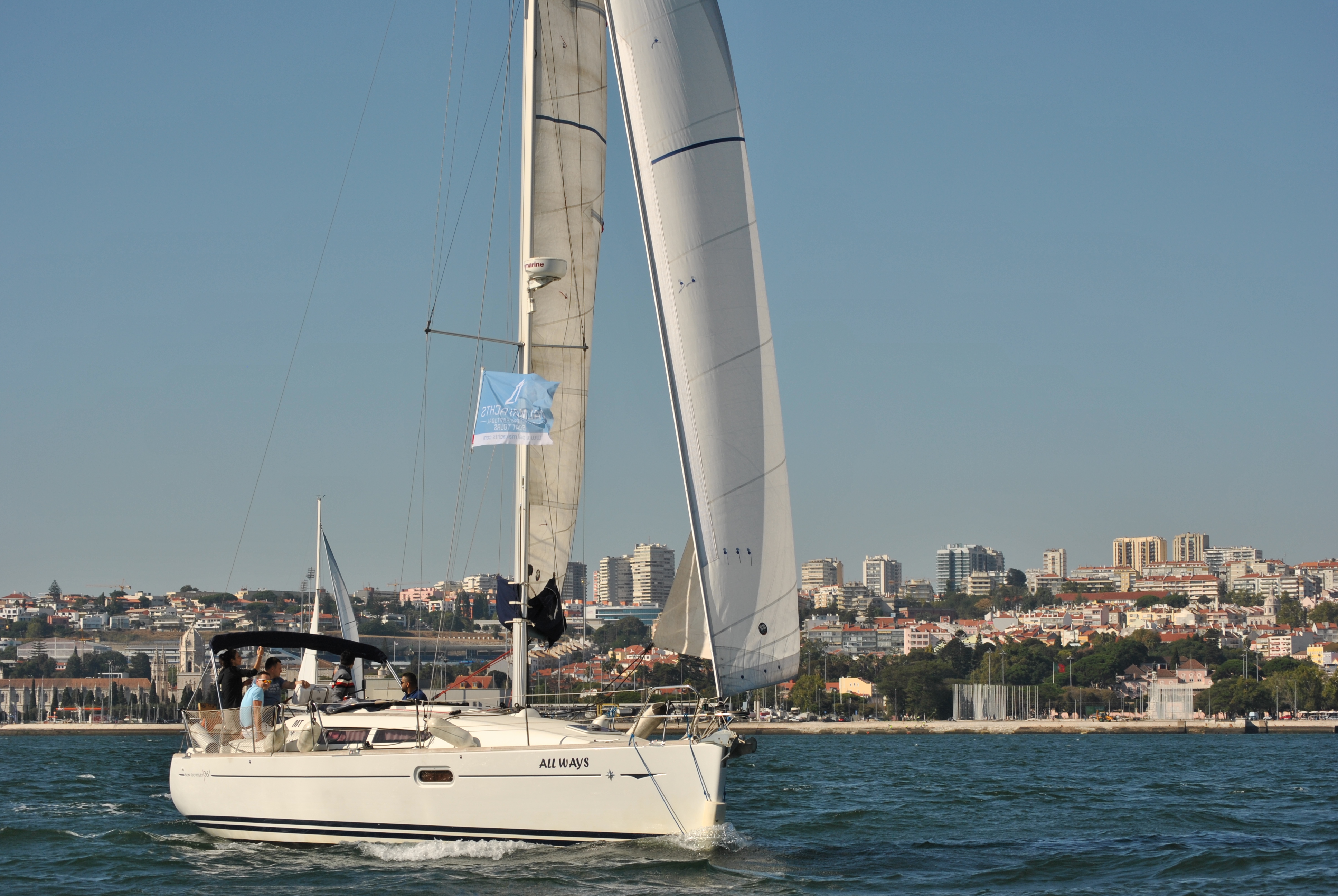 Jeanneau Sun Odyssey 36i For Charter