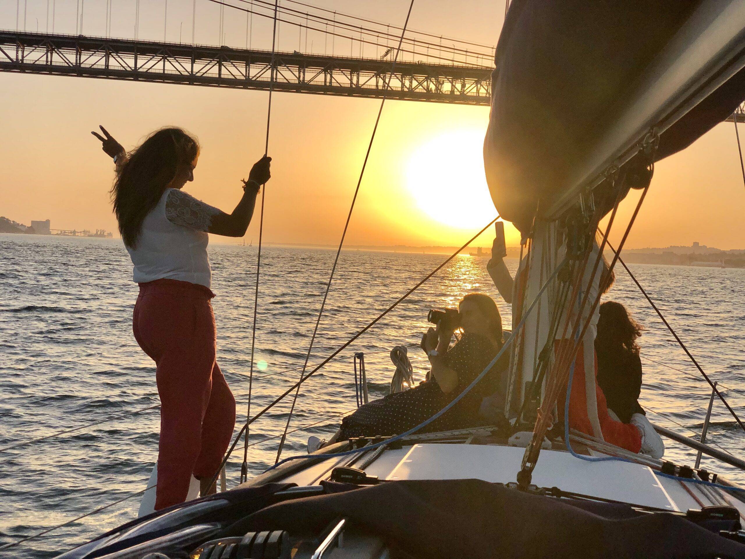 Private Lisbon Sunset Boat Tour- 2 Hours With A Drink